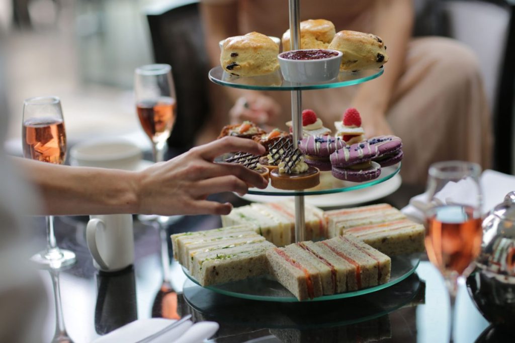 Trending Traditions – English Afternoon Tea – Luxury Meister